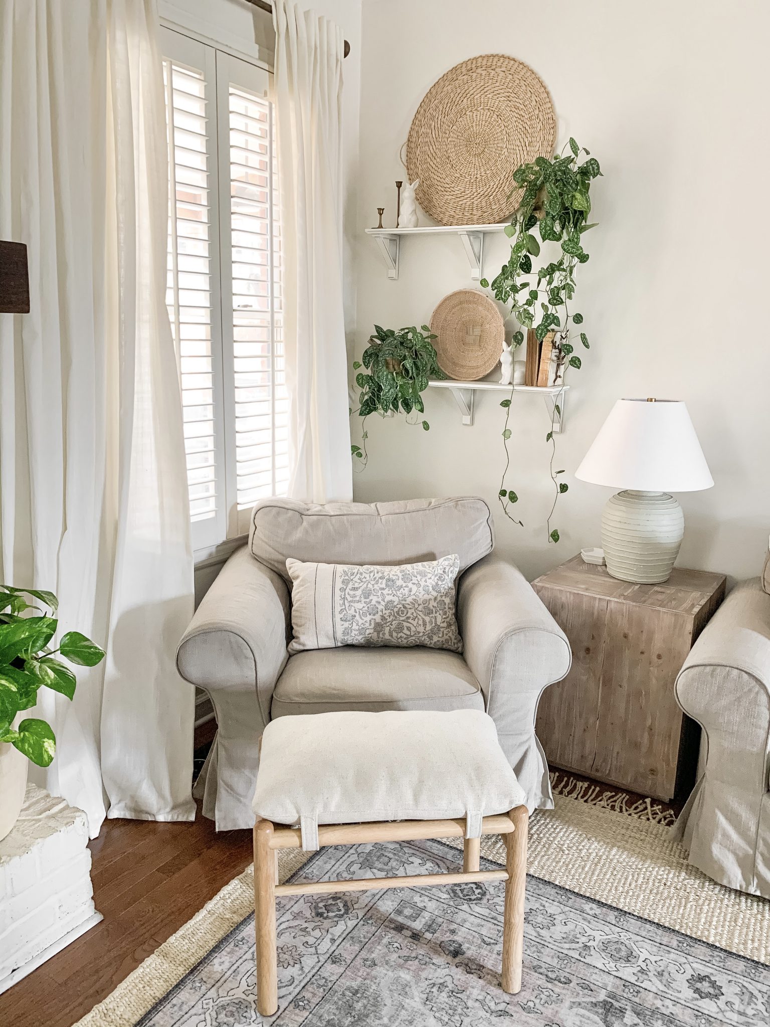 New Printed Rug + Spring Living Room Tour | Bless This Nest