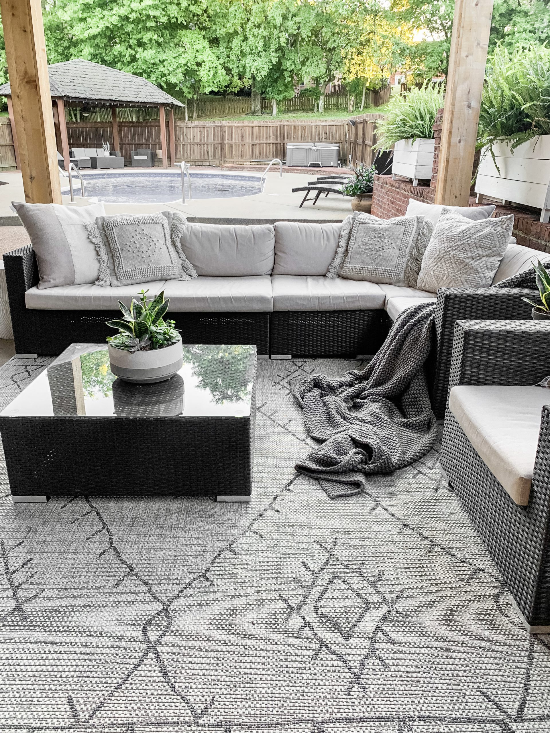Outdoor Patio Tour + New Outdoor Rug Details | Bless This Nest